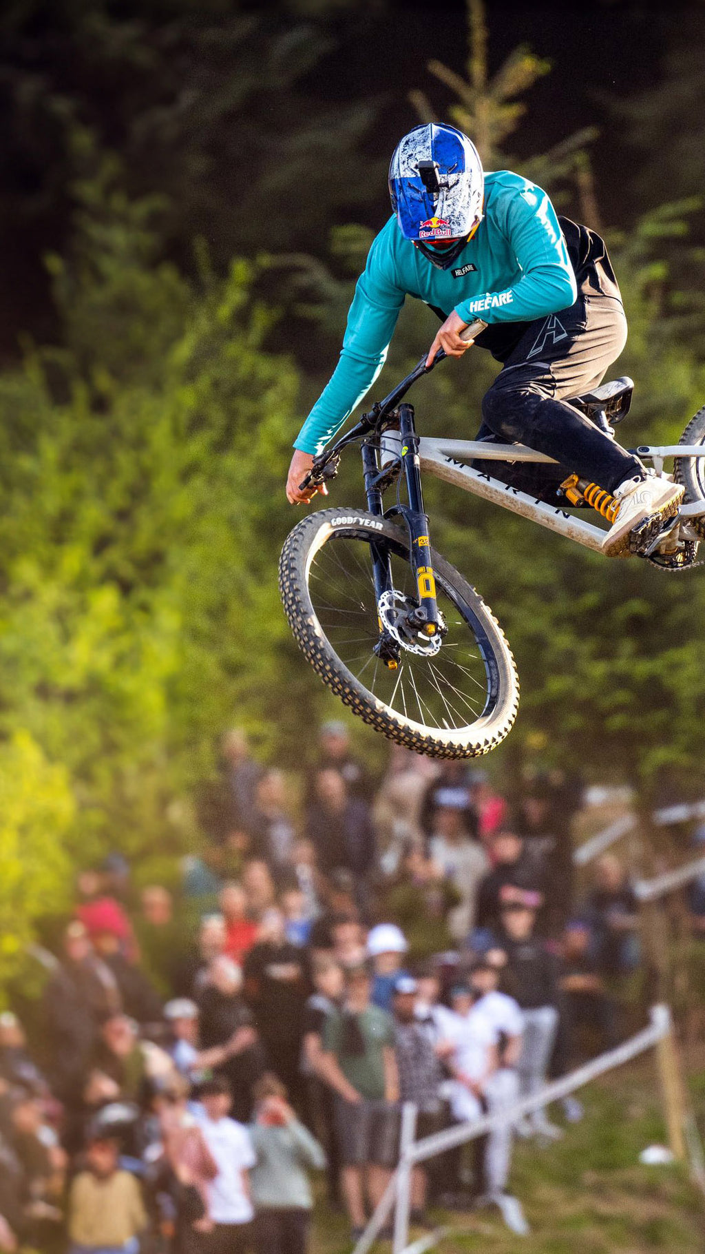 HELFARE | Performance Driven MTB Apparel