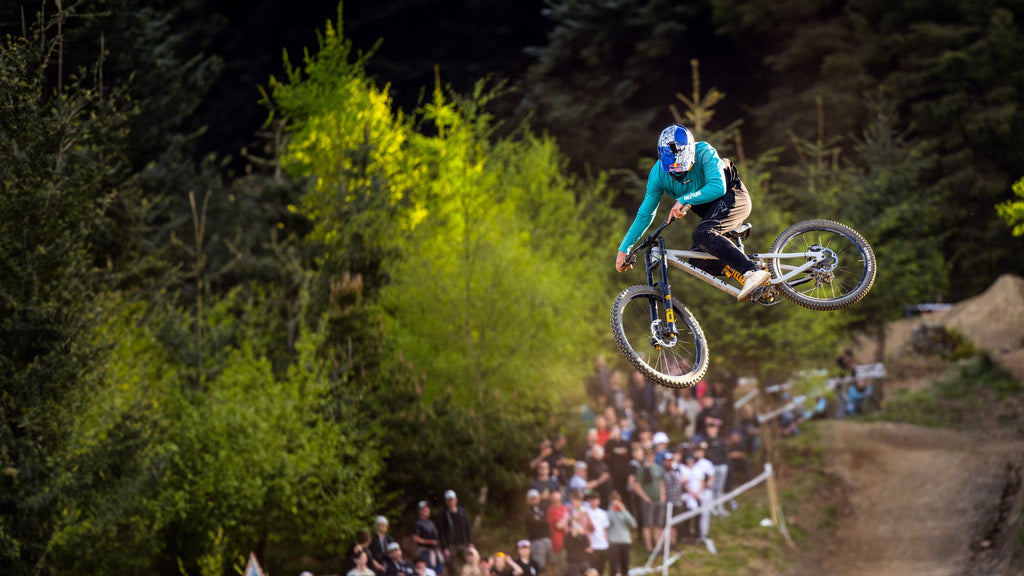 HELFARE | Performance Driven MTB Apparel