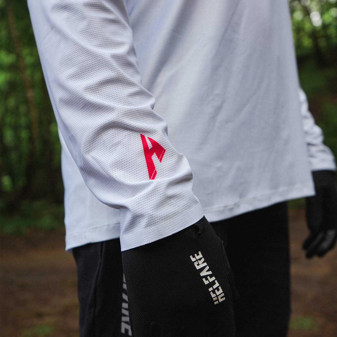 HELFARE | Performance Driven MTB Apparel