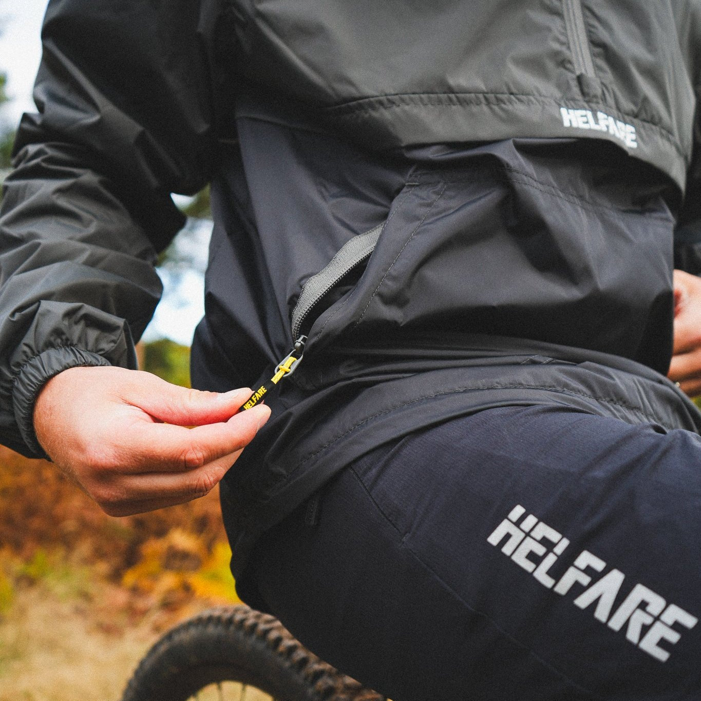 JACKETS – HELFARE